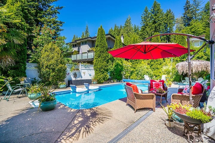 West Coast Family Retreat/ Pool, Mountains & Ocean - Bowen Island