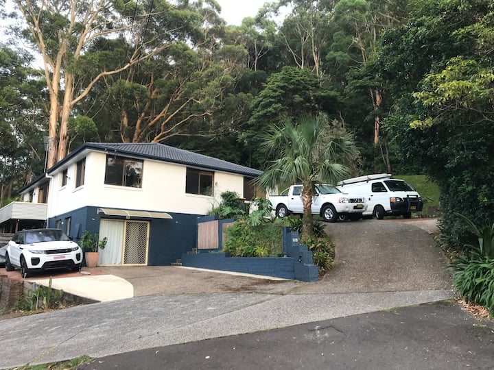 Stanwell Park Escape - Helensburgh, Australia