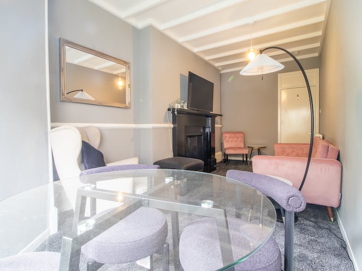 Cosy In Fabulous West End - Glasgow