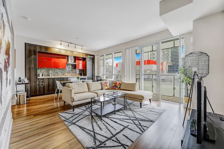 Cn Tower View Luxury 1br + Sofa Bed Near Fifa - Toronto