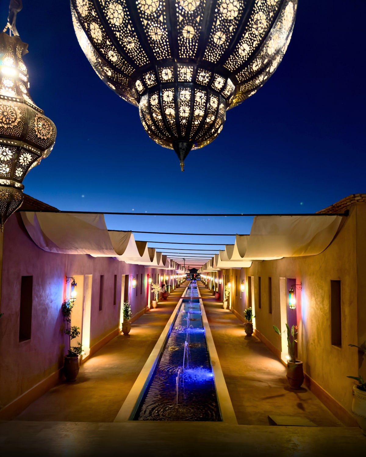 Luxury Palais 34-Room Estate | Heated Pool - Houses for Rent in ...