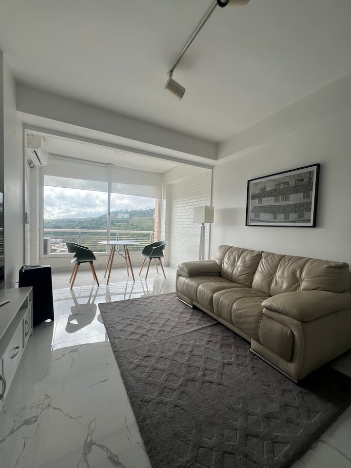 Excepcional Lomas Del Sol-lujo Y Comodidad - Caracas