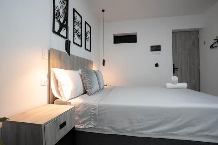 Cozy Refugio | Cocina | Laureles | Ventilador - Medellín