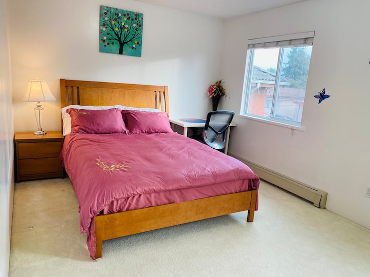 Private Suite, Close To Airport And Train Station - Vancouver
