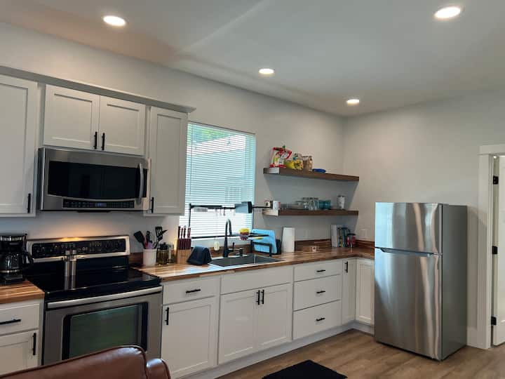 1br & Bath Close To Downtown - Casper, WY