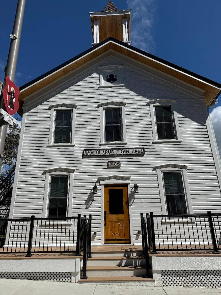 Townhall Haus - New Glarus Woods State Park, New Glarus