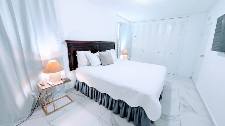 Bello 2br Apt Near San Patricio - Guaynabo