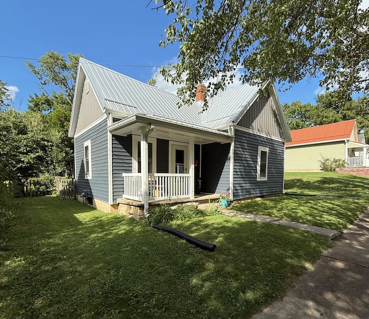 Cute 2bd House-walk To Iu & Downtown - Bloomington, IN
