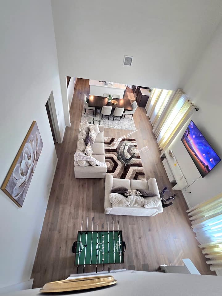 Modern & Cozy Getaway - Dallas, TX