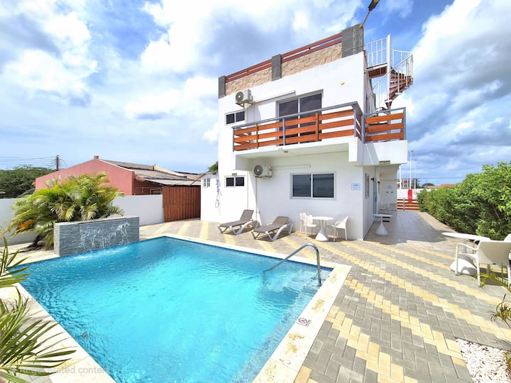 Ocean Breeze Apartments #2 - Aruba