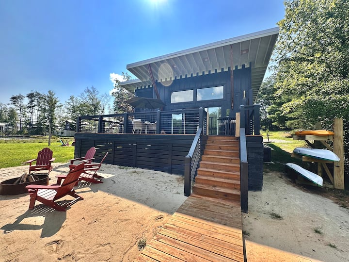 The Beach Retreat -Lakefront, White Sand & Kayaks - Monteagle, TN