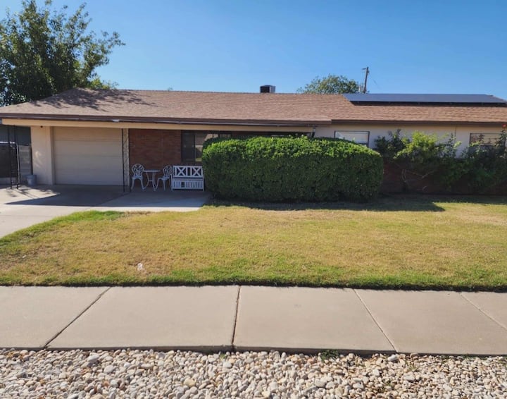 Laylas Lounge - Carlsbad, NM