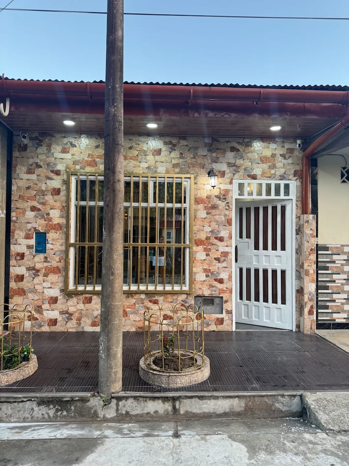Exclusiva Y Moderna Casa - Amazonas