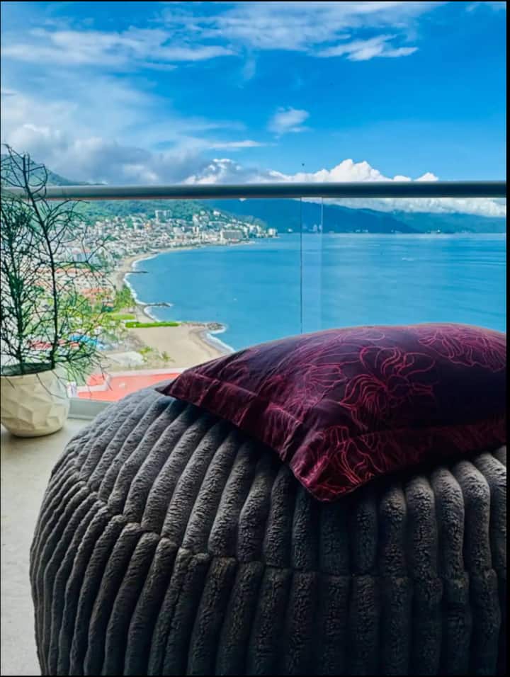 New Beachfront Condo, Private Balcony, Ocean View - Mexico