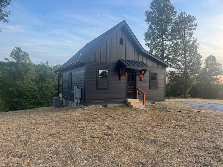 The Cottage At Sunset Farm - サマーズビル, WV