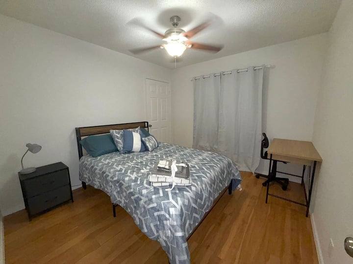 Cozy Double Room Near Beach & Park - Boynton Beach, FL