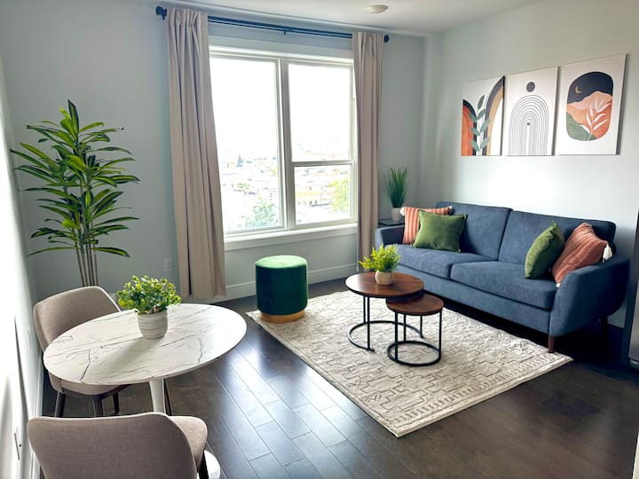 Luxury 1br W/ Nyc Skyline Views – 20 Min Manhattan - West New York, NJ