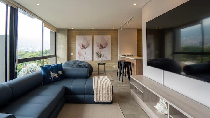 Piso Completo, 3 Habitaciones Y Lencería De Lujo - Medellín