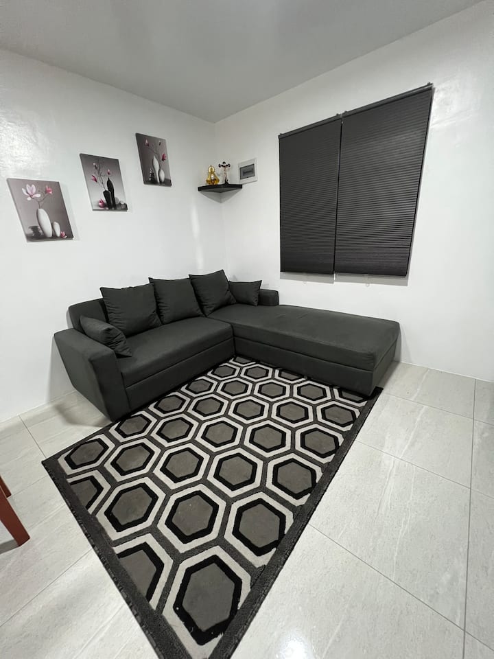 2 Br - 1 Bathroom With Covered Parking Apartment - Naga