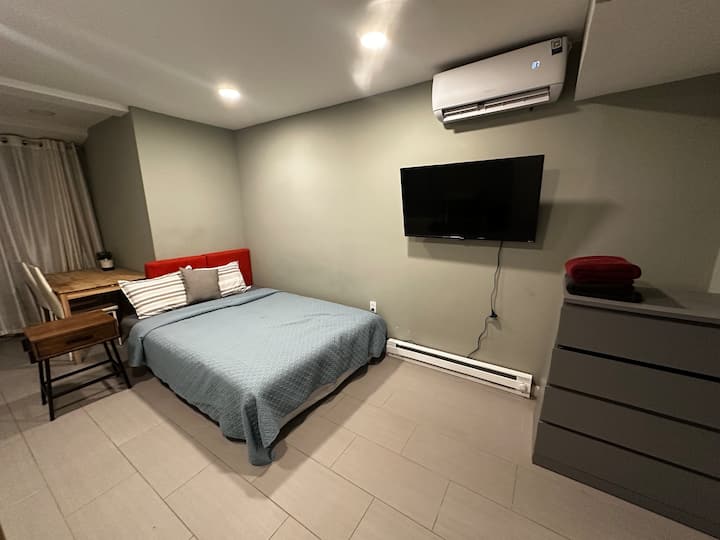 Amazing Basement Close To Ny - Englewood, NJ