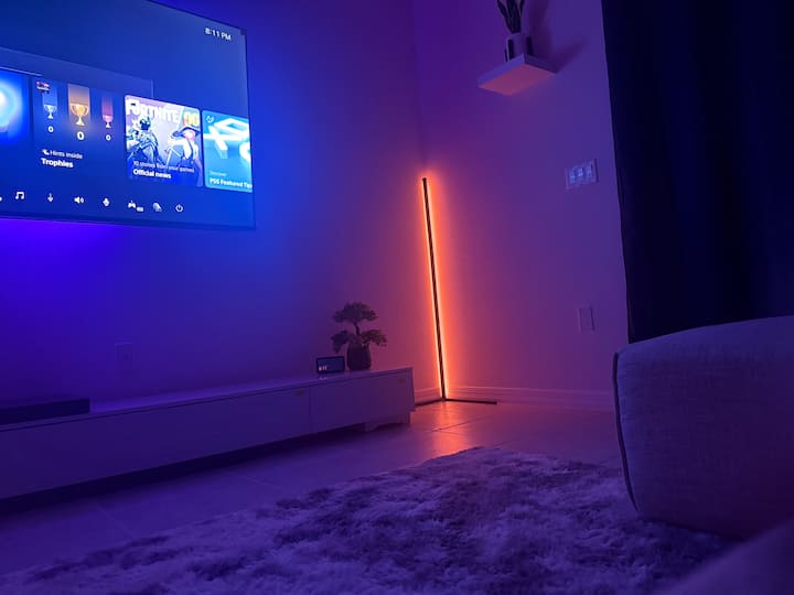 “Winter Lux Villa” Near Disney-lego Land - Haines City, FL