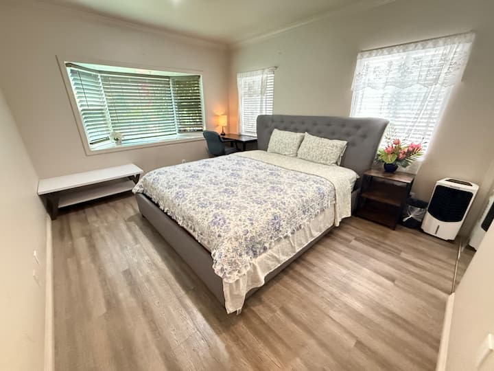 King Size Bed Master Room 3 - El Monte, CA