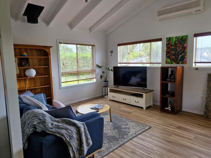 Comfy Beachside Stay. - Valla Beach