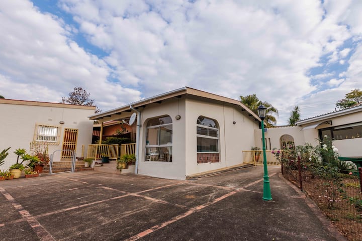 Baluchi Bedsit - Mbabane