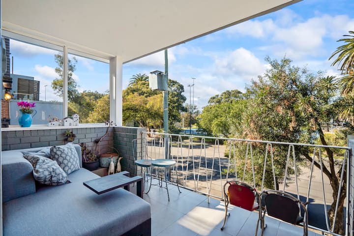 Luxe St Kilda Retreat - St Kilda