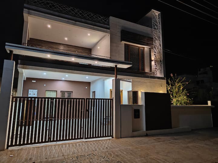 Stayeasy 4bhk Villa - Mysuru