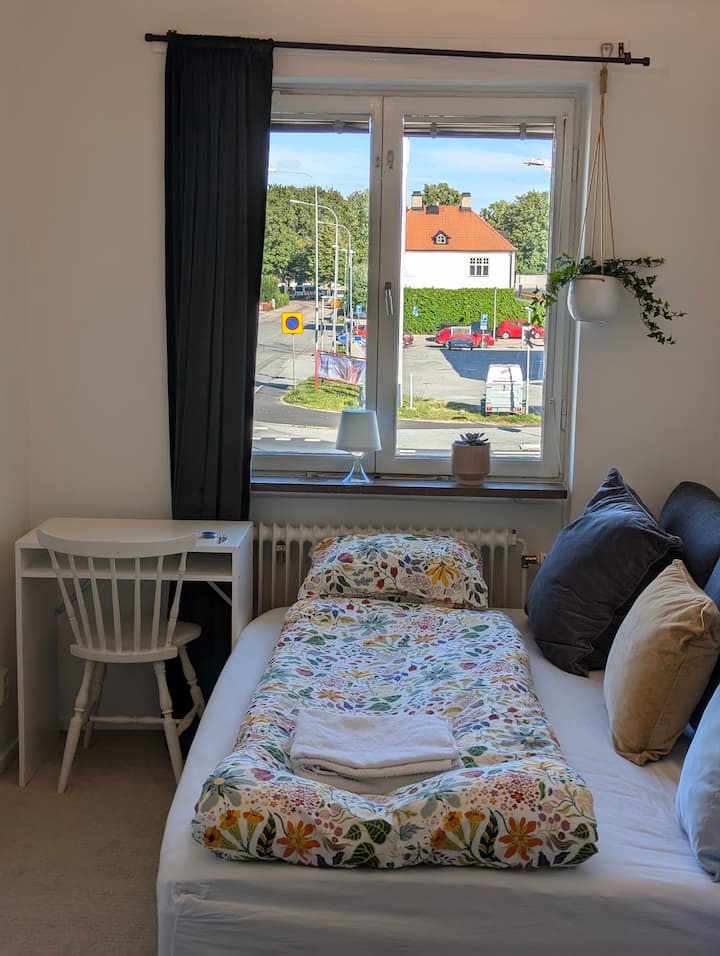 Cozy Room In Shared Apartment - Uppsala