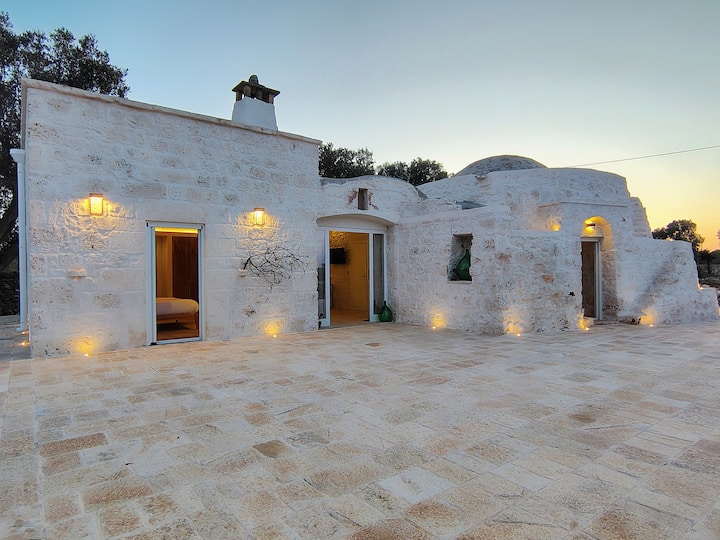 Trullo Saraceno Vista Olivi - Apulia