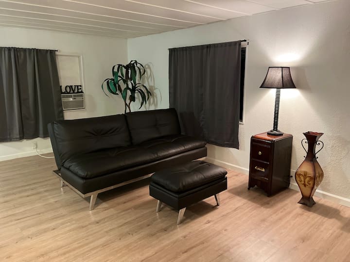 Vacation Home Awaits You - ラフリン, NV