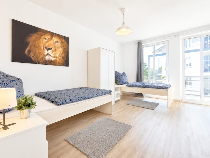 [Bi03] Unterkunft Für Monteure - Herford
