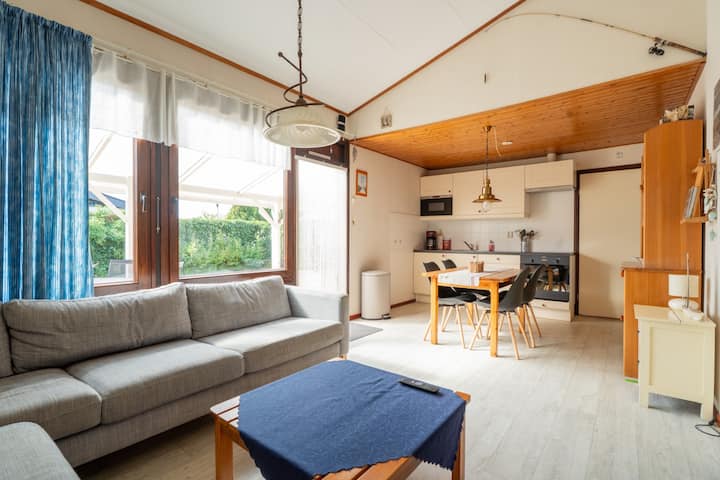 4-persoons Chalet Dichtbij De Oosterschelde - Wemeldinge