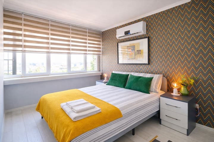 Sea View Flat Opposite Hadrian’s Gate & Old Town - Antalya