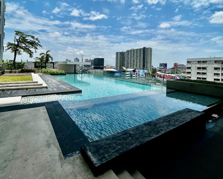 Relaxing 1br Condo Near Mrt Bangkok With Sky View - Mueang Nonthaburi District