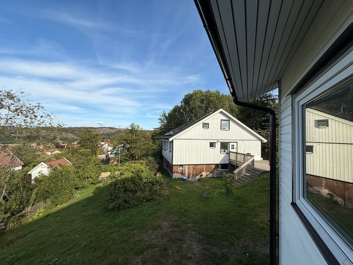 Workers Home • 8br • 13 Beds • 2 Kitchens • 2 Bath - Mölndal