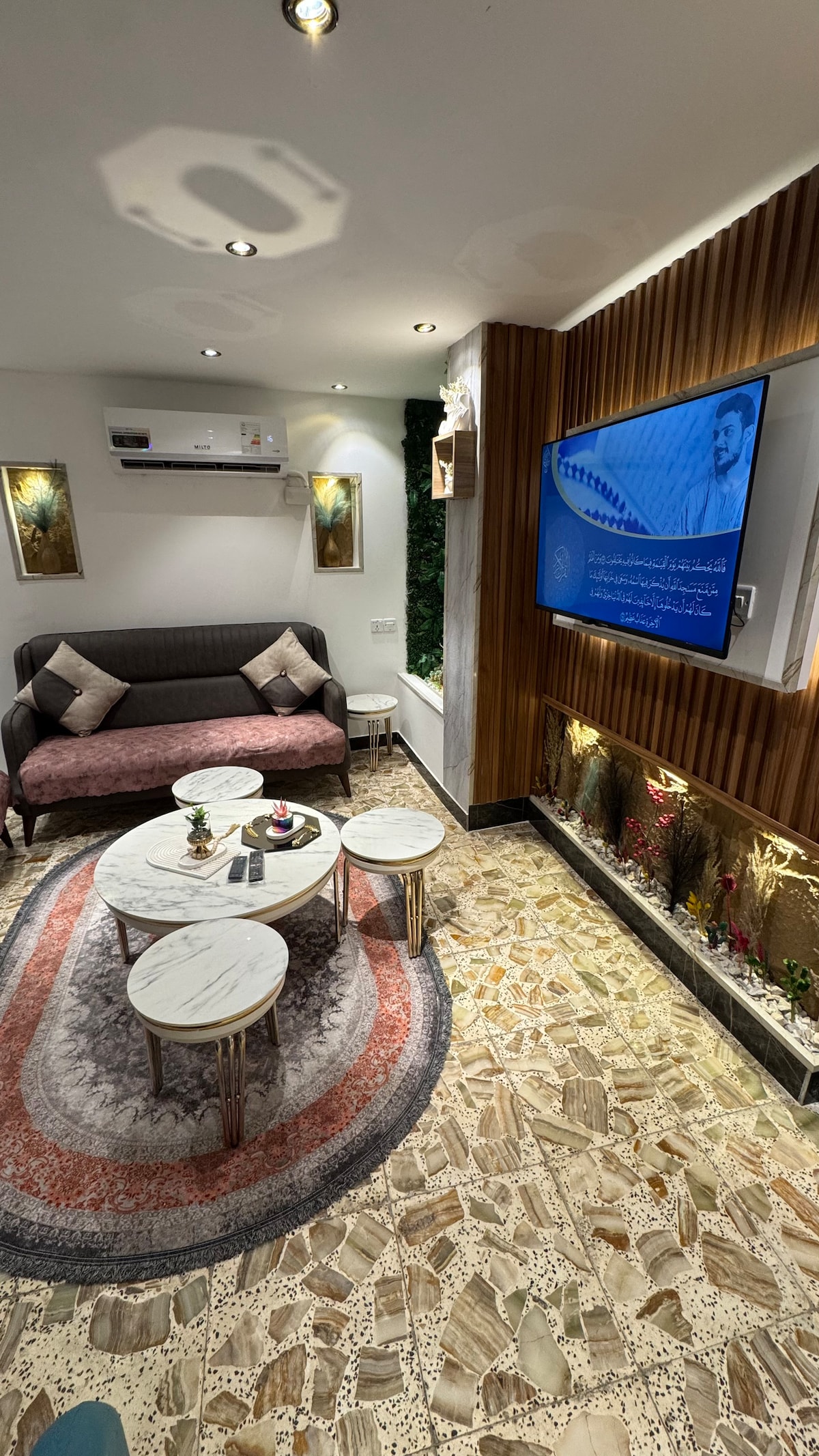 Karrada inside near olive sweets - Apartments for Rent in Baghdad ...