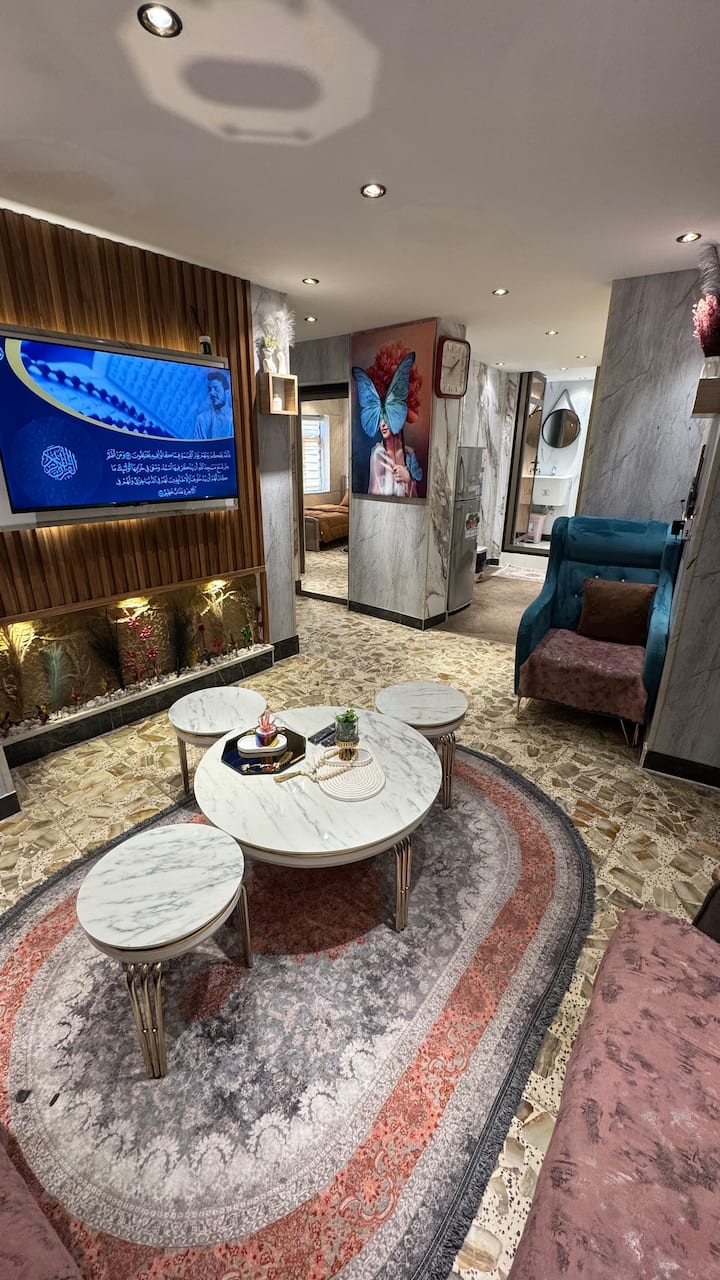 الكرادة داخل قرب حلويات الزيتون - Bagdad