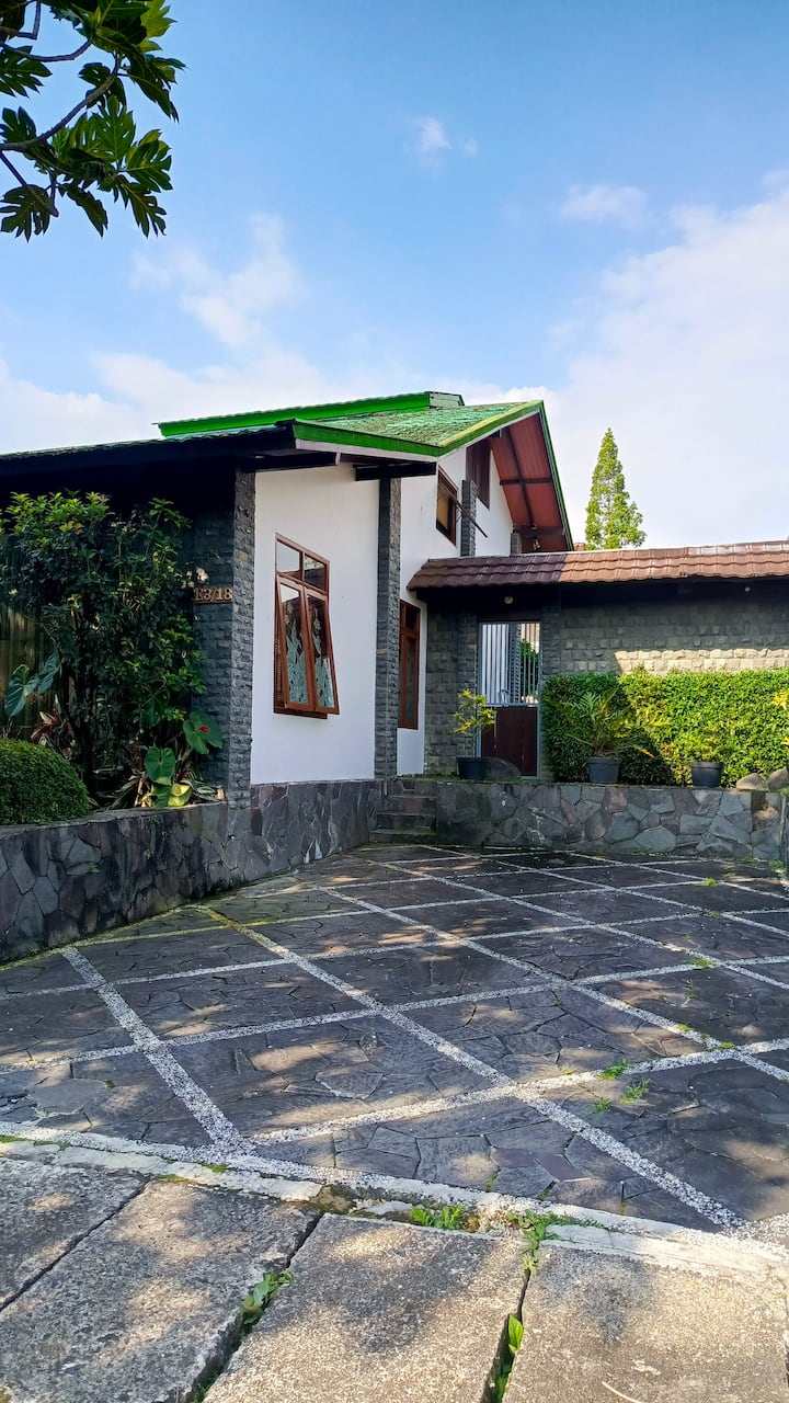 Villa Shizuka Thee - Ciater