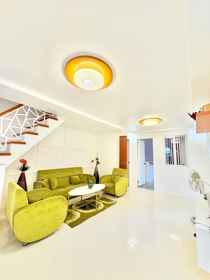 Aesthetic House - 3 Minutes Away From Airport - Davao City
