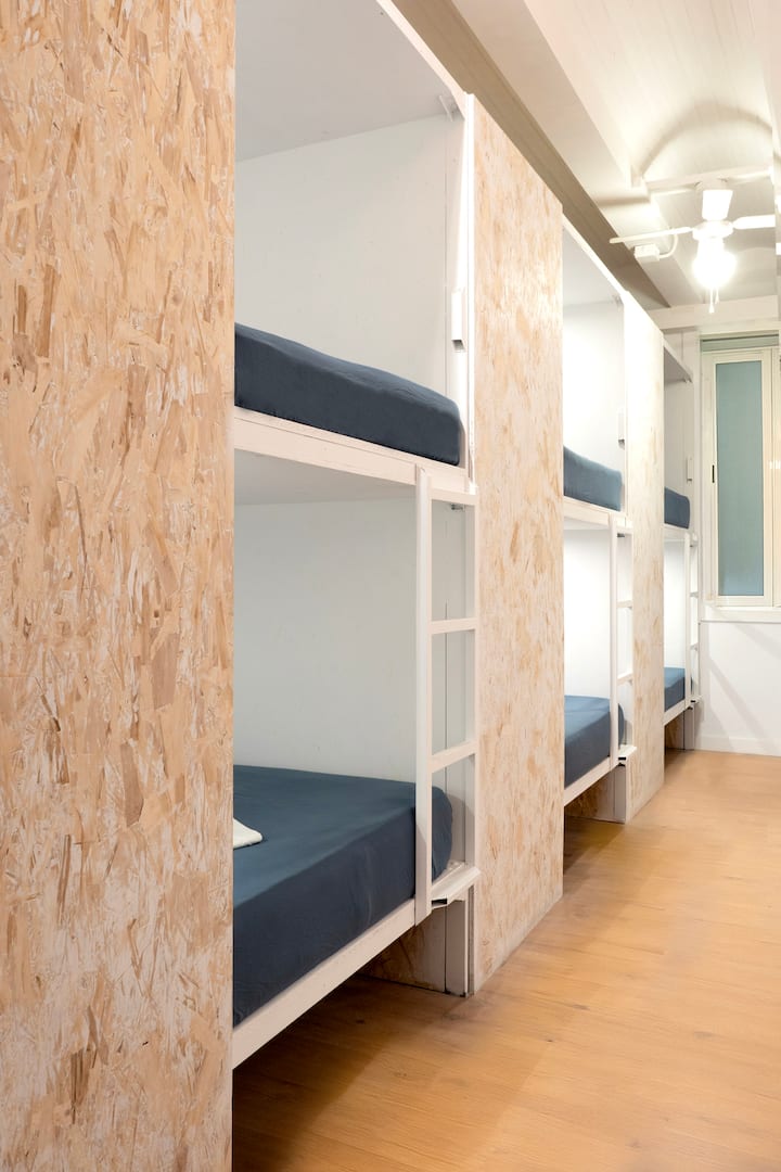 H3 Camarote Ind En Hab Compartida Mixta De 6 - Madrid