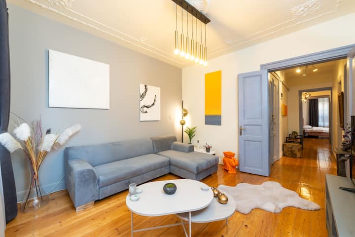 No: 5 W. 3 Bd. Shared Terrace W. Galata Tower View - İstanbul
