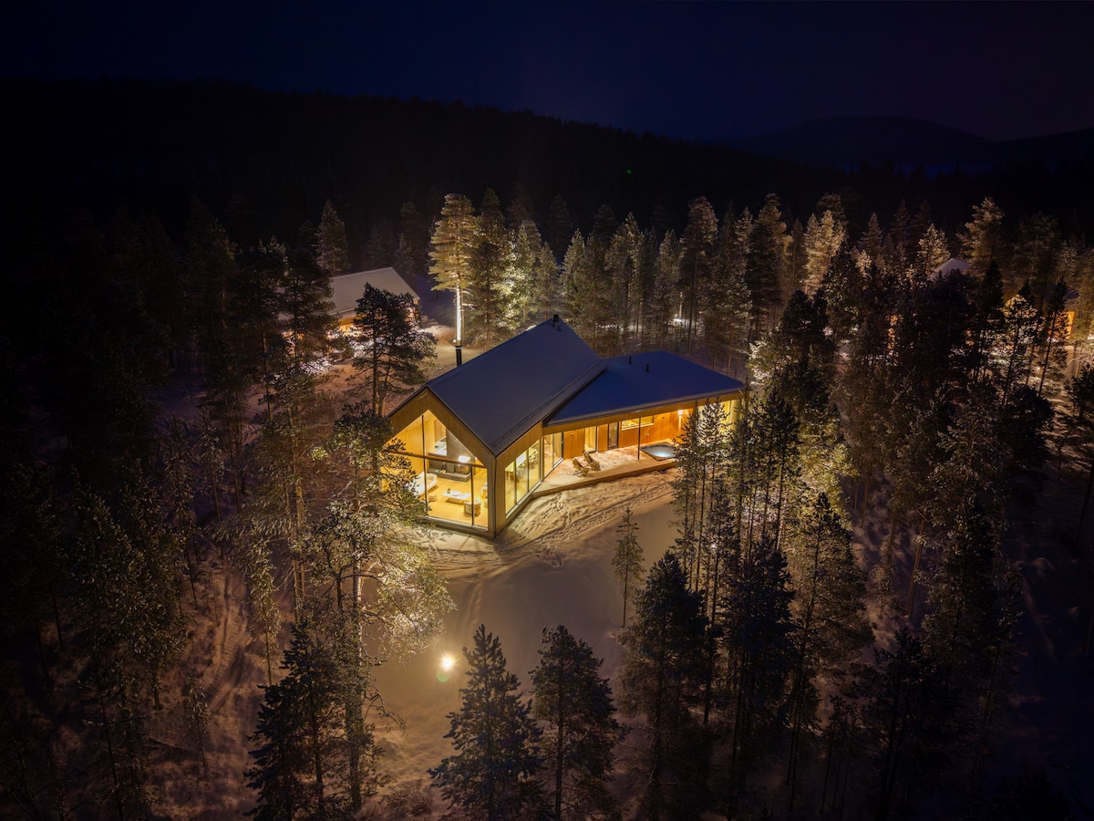 Inai Haven Lyra - Private Lapland Hideaway - Houses for Rent in Inari ...