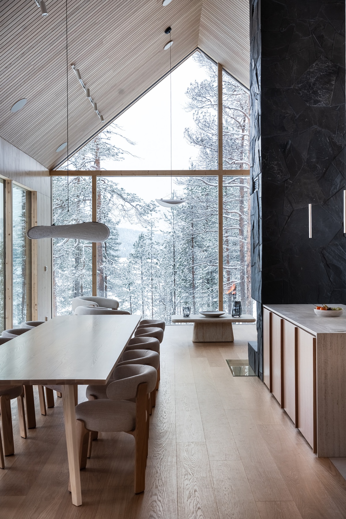 Inai Haven Lyra - Private Lapland Hideaway - Houses for Rent in Inari ...