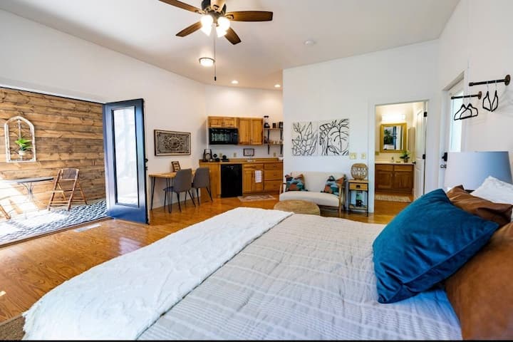 The Oak Upscale Studio @ Buena Vista Bluffs - Mentone, AL