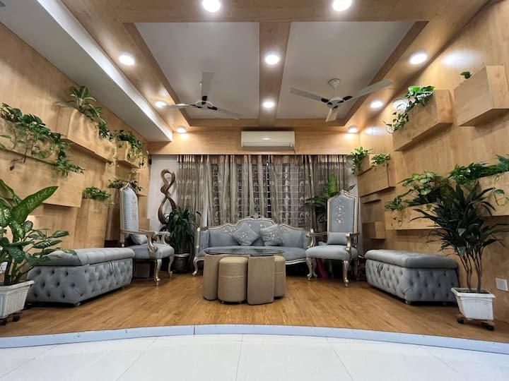 Modern Flat In Bashundhara Dhaka - Dacca