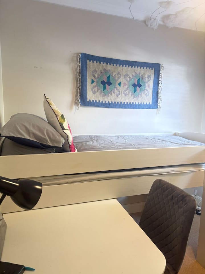 Peaceful Retreat Near City 3 - (Women Only) - Birmingham