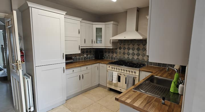 Beautiful Home In Dalkey - Dublin